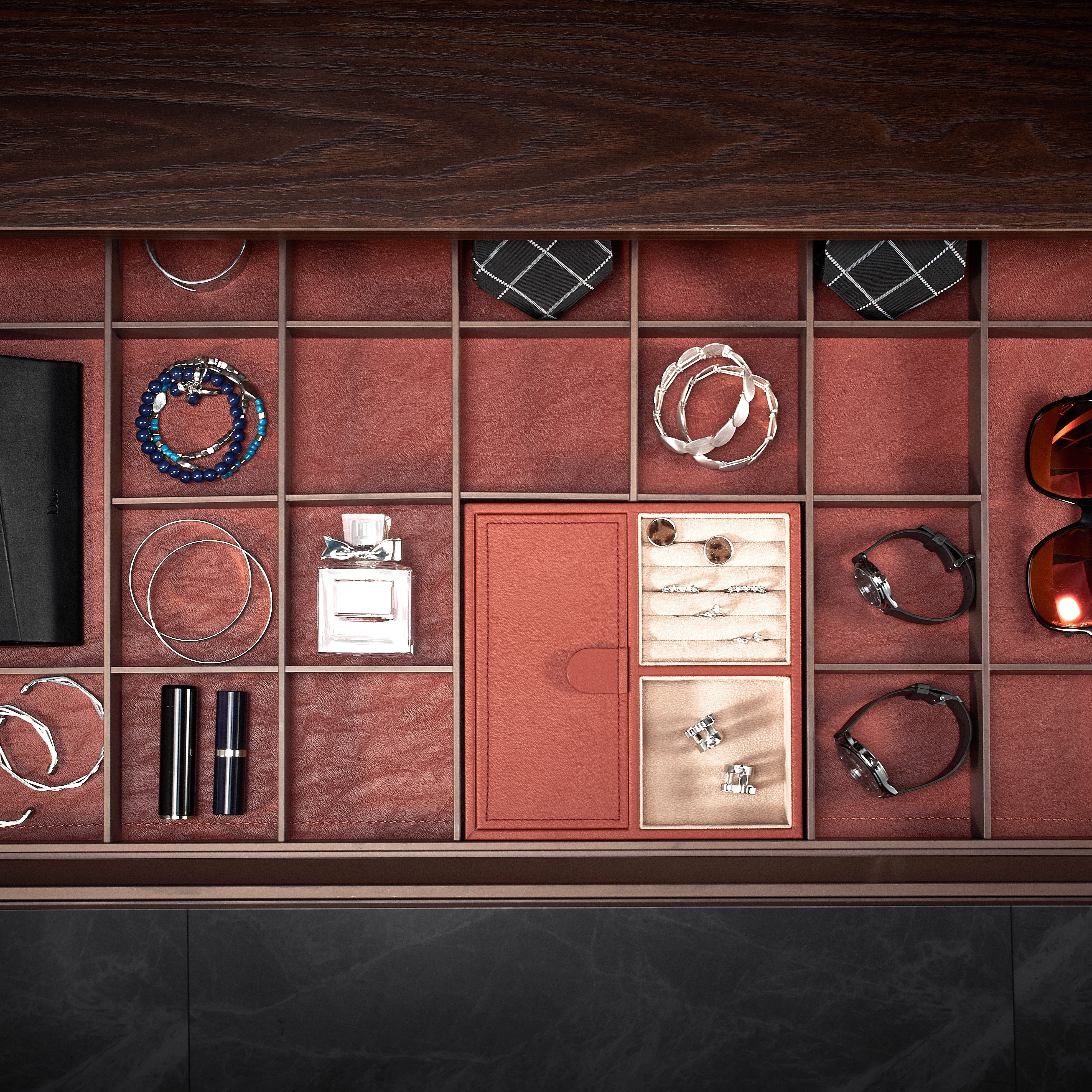 Baskets & Drawers